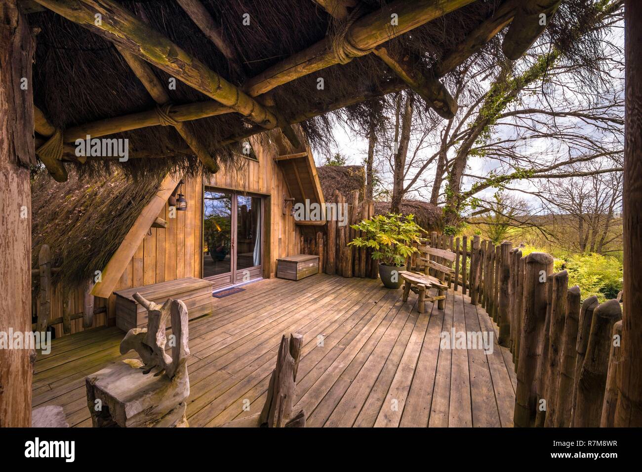 Maki mococo hi-res stock photography and images - Alamy