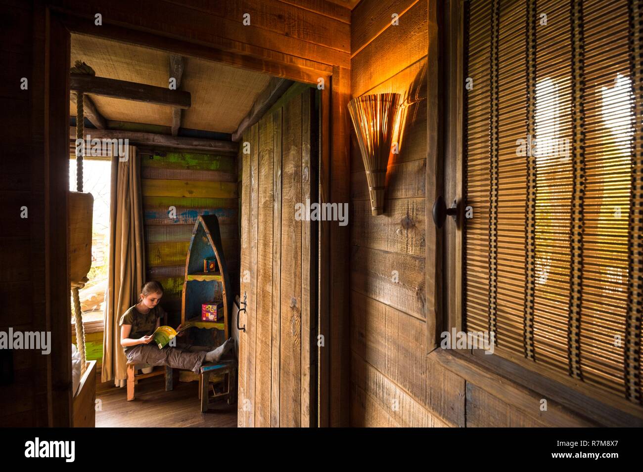 Maki mococo hi-res stock photography and images - Alamy
