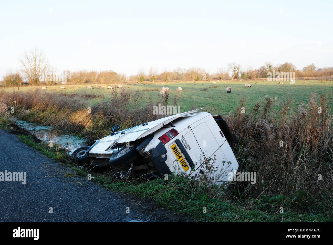 Crashed transit van hi-res stock photography and images - Alamy