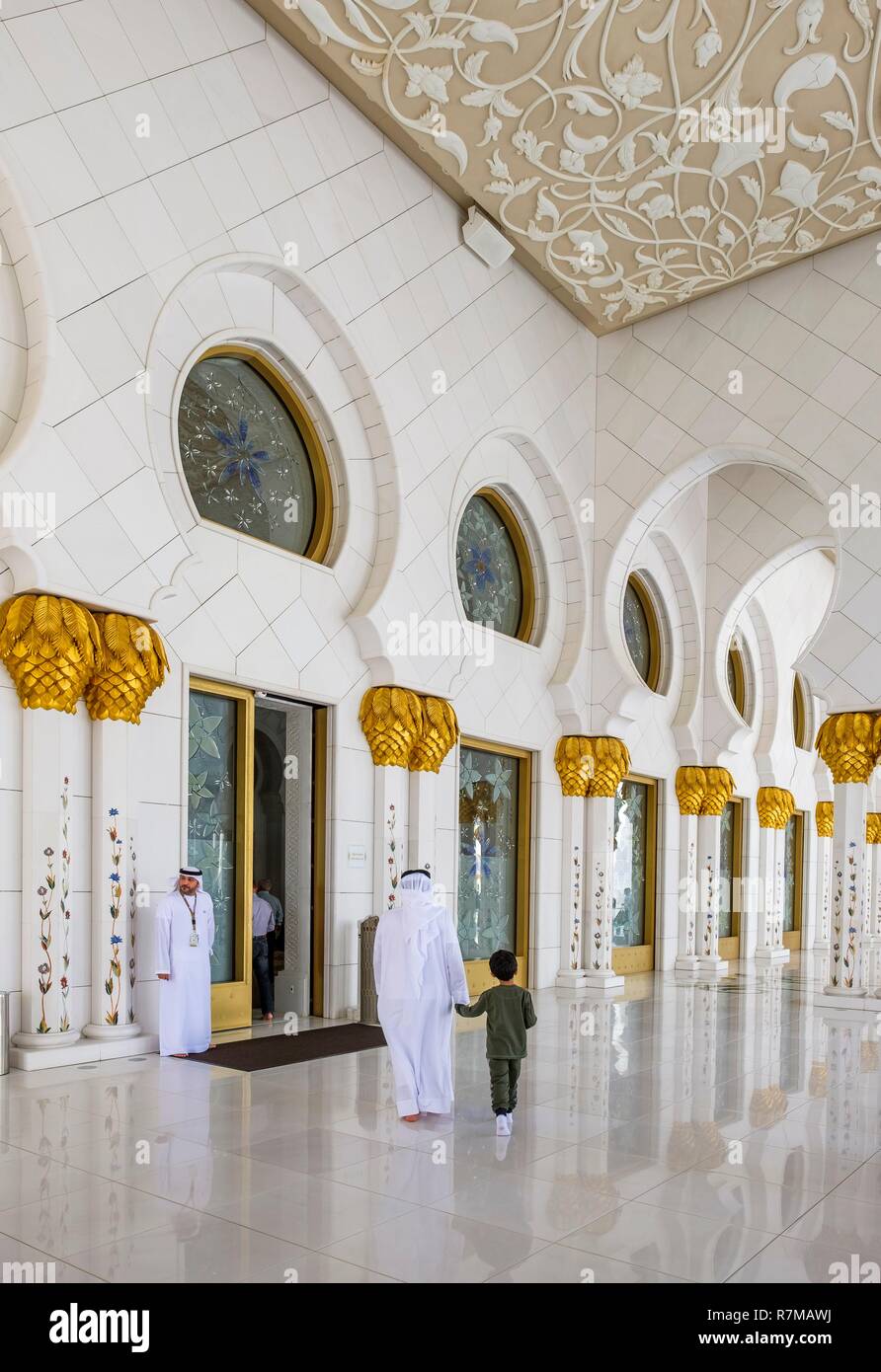 United Arab Emirates, Abu Dhabi, Sheikh Zayed Great Mosque, from the ...