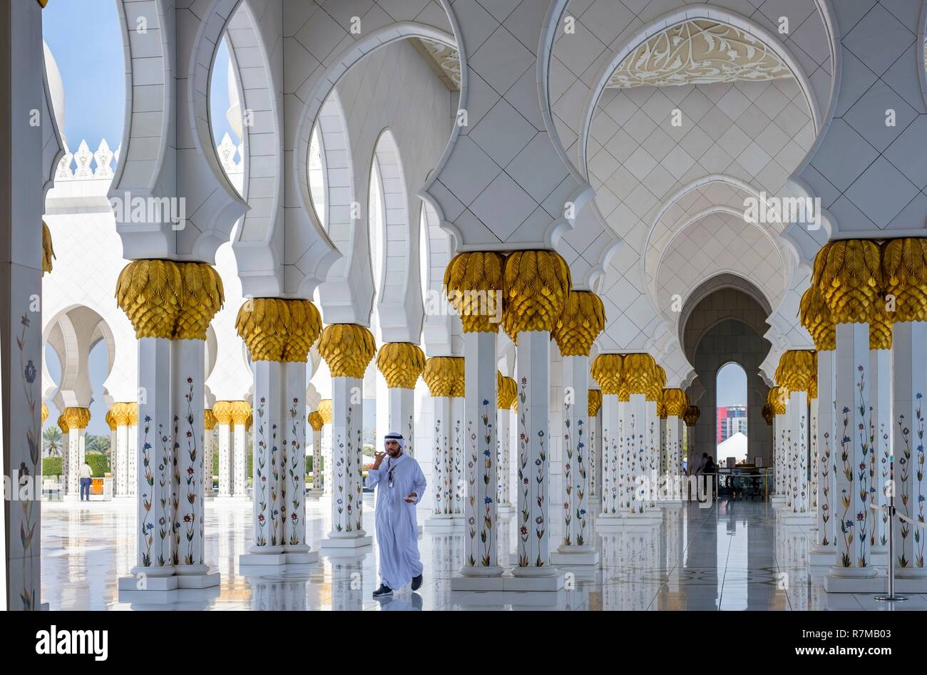 United Arab Emirates, Abu Dhabi, Sheikh Zayed Great Mosque, from the ...