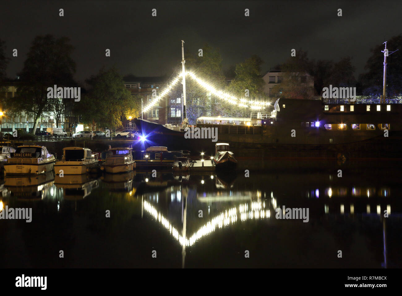 Ship navigation lights at night hi-res stock photography and images - Alamy
