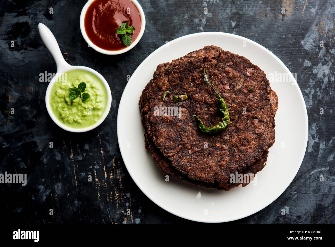 Nachni roti hi-res stock photography and images - Alamy