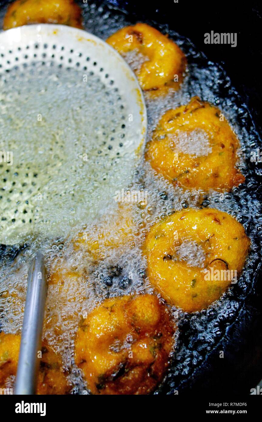 Indian donut hi-res stock photography and images - Alamy