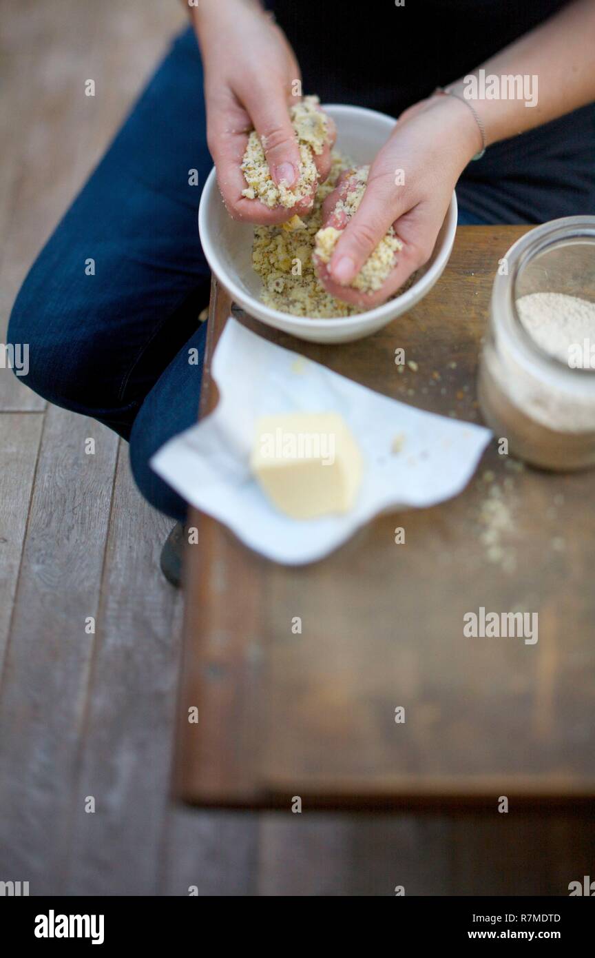 Crumble, preparation of the dough Stock Photo - Alamy