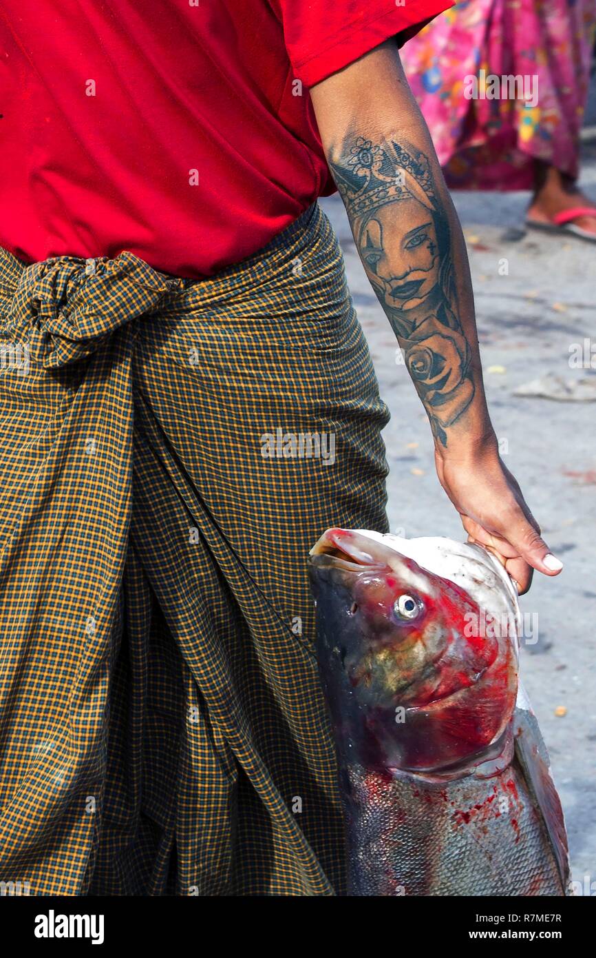 Myanmar, Mandalay, the fish market Stock Photo - Alamy