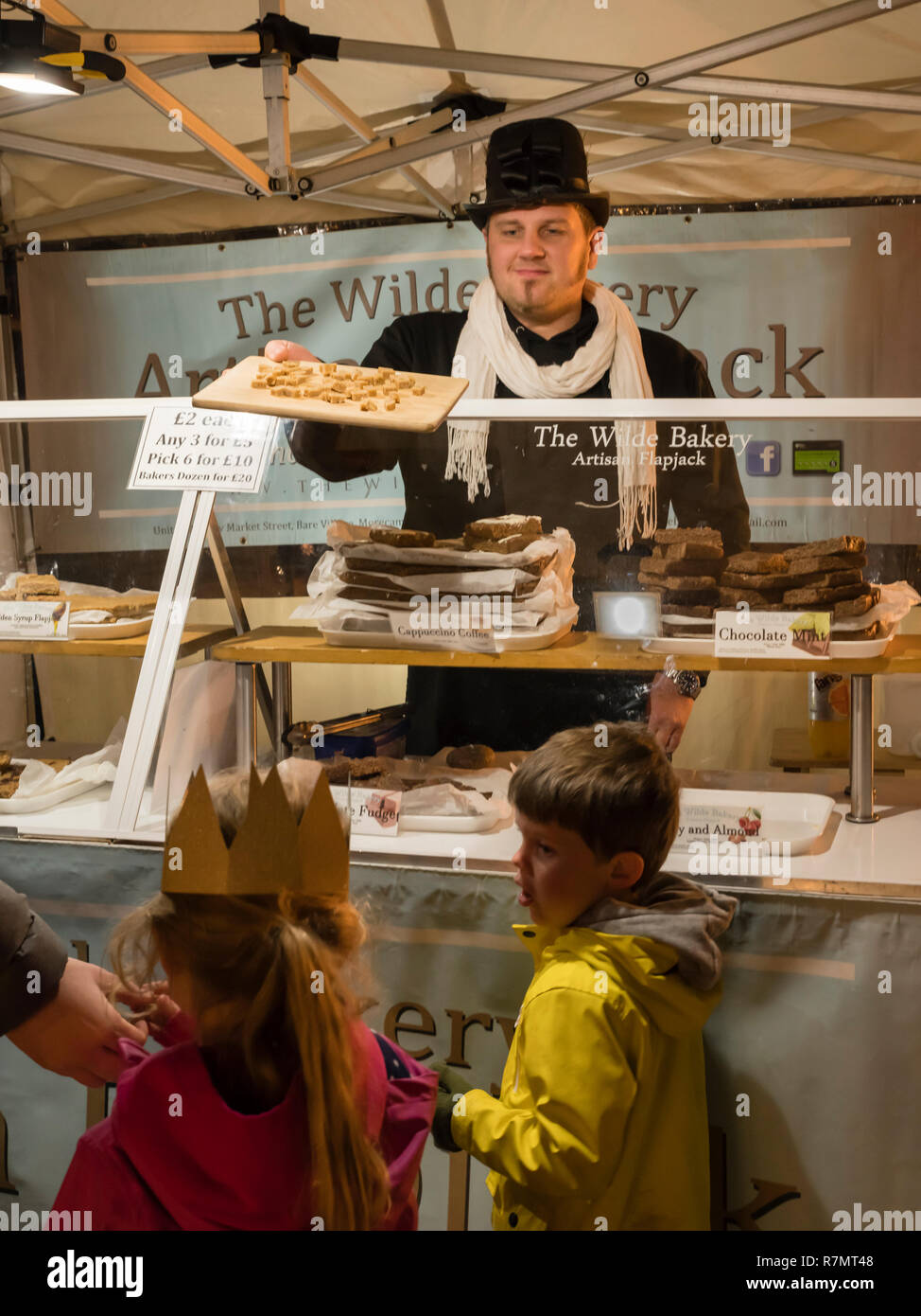 Victorian street children hi-res stock photography and images - Alamy