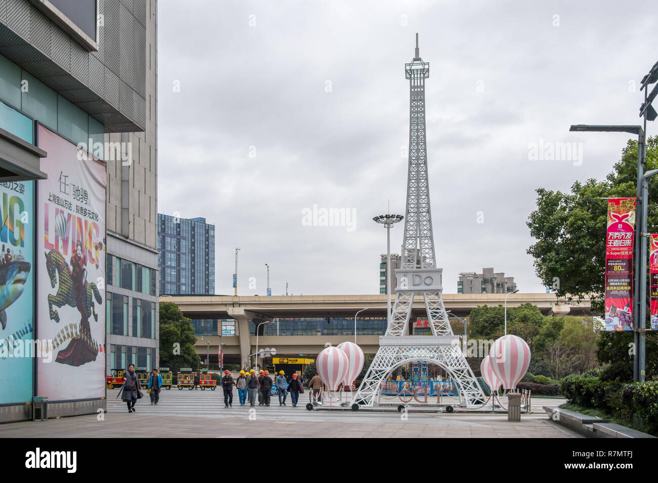 Shanghai, China. 08th Dec, 2018. A 17-meter-tall Eiffel Tower statue ...