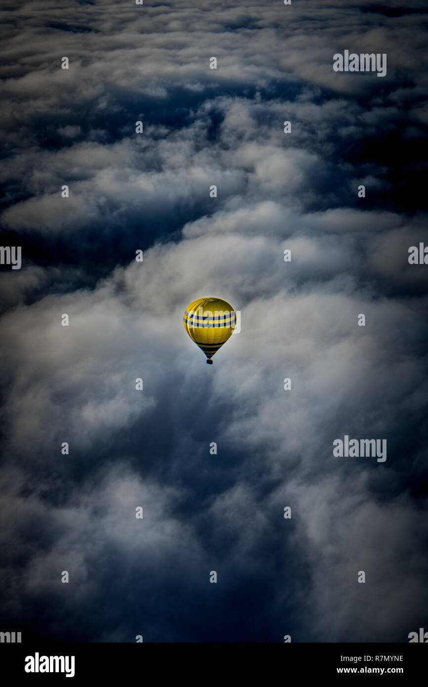 Floating above the clouds hi-res stock photography and images - Alamy