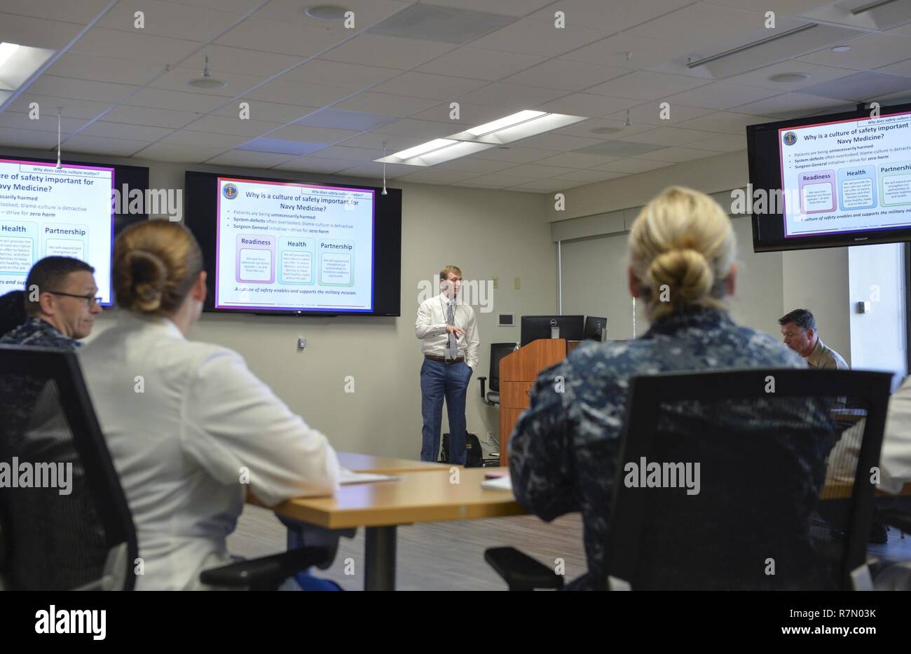 SAN DIEGO (Mar. 21, 2017) Matt Motley, a health systems engineer, talks ...