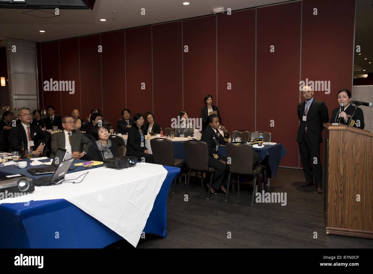 NAVAL AIR FACILITY ATSUGI, Japan (Mar. 20, 2017) Lt. Cmdr. Amanda ...