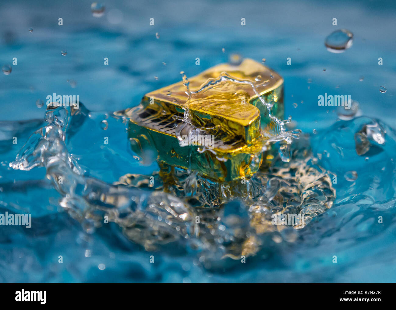 Piano Water music Stock Photo - Alamy