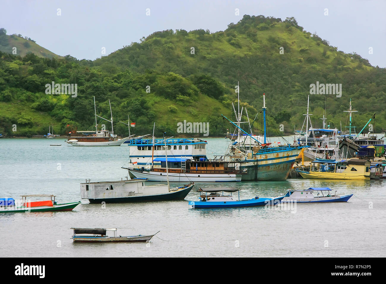 Labuan bajo port hi-res stock photography and images - Alamy