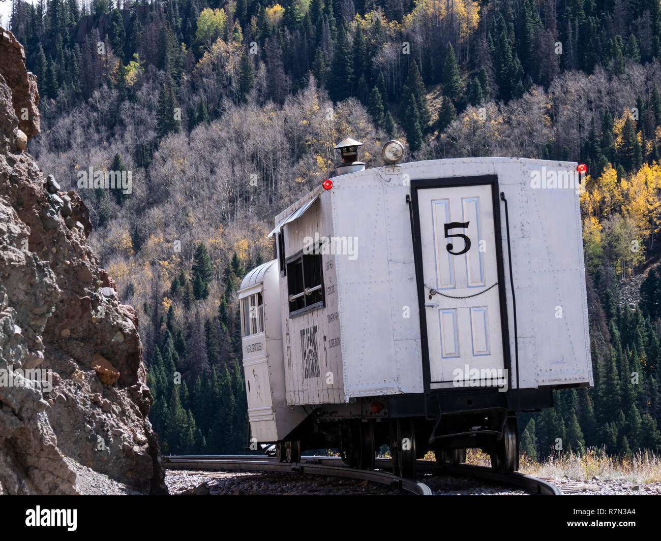 Galloping Goose on the tracks of the Cumbres & Toltec Scenic Railroad ...