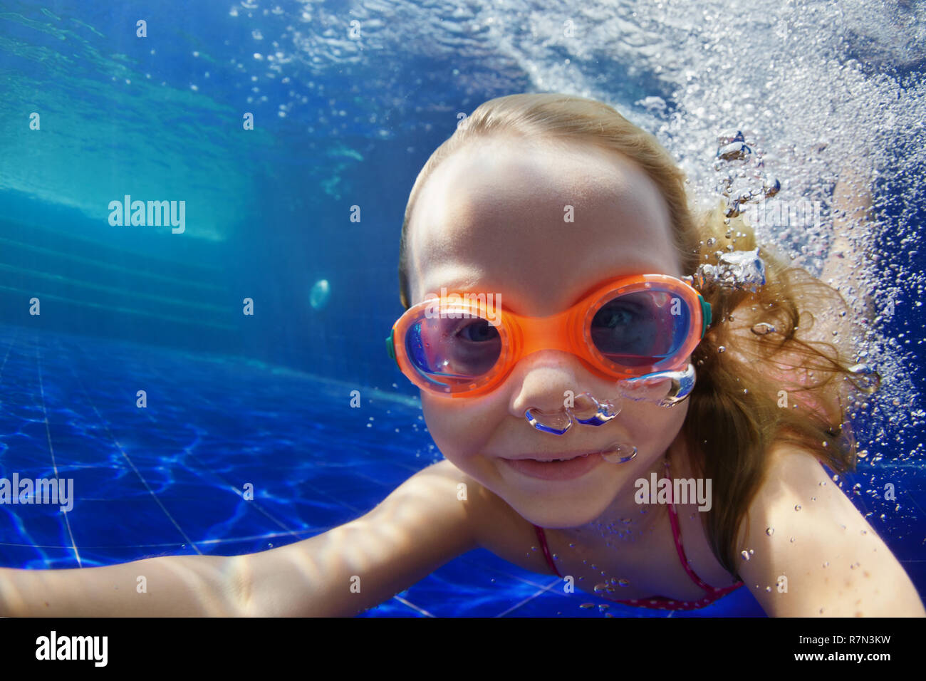Learning to dive hi-res stock photography and images - Alamy