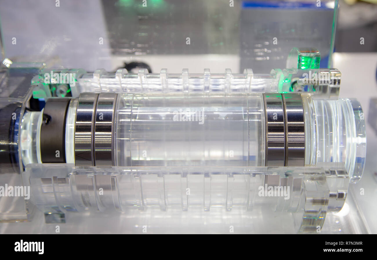 Ball bearing assembly hi-res stock photography and images - Alamy