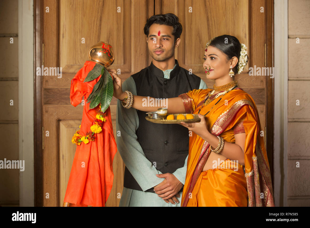 Gudi padwa celebrating hi-res stock photography and images - Alamy