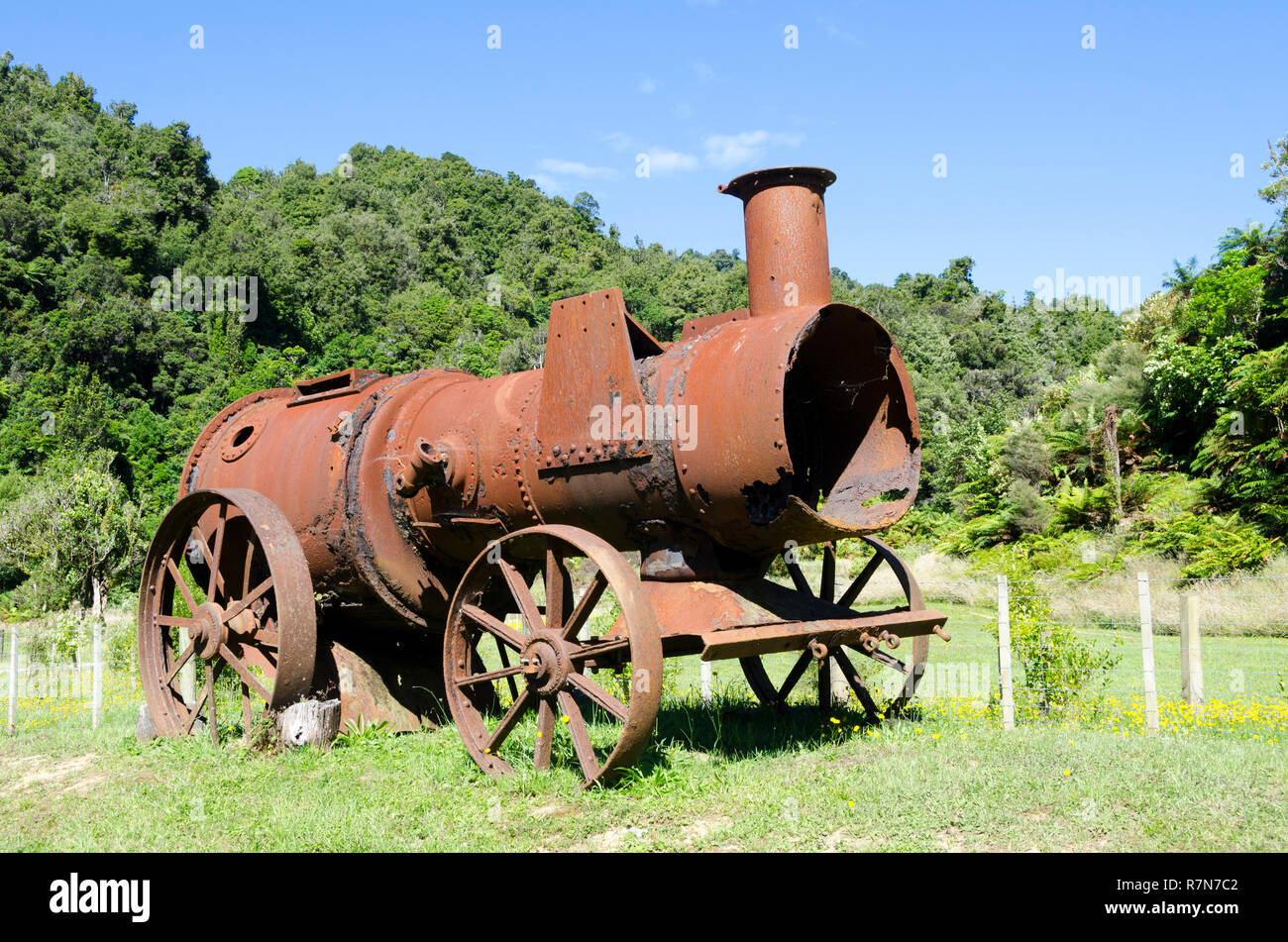 New zealand fire engine hi-res stock photography and images - Alamy