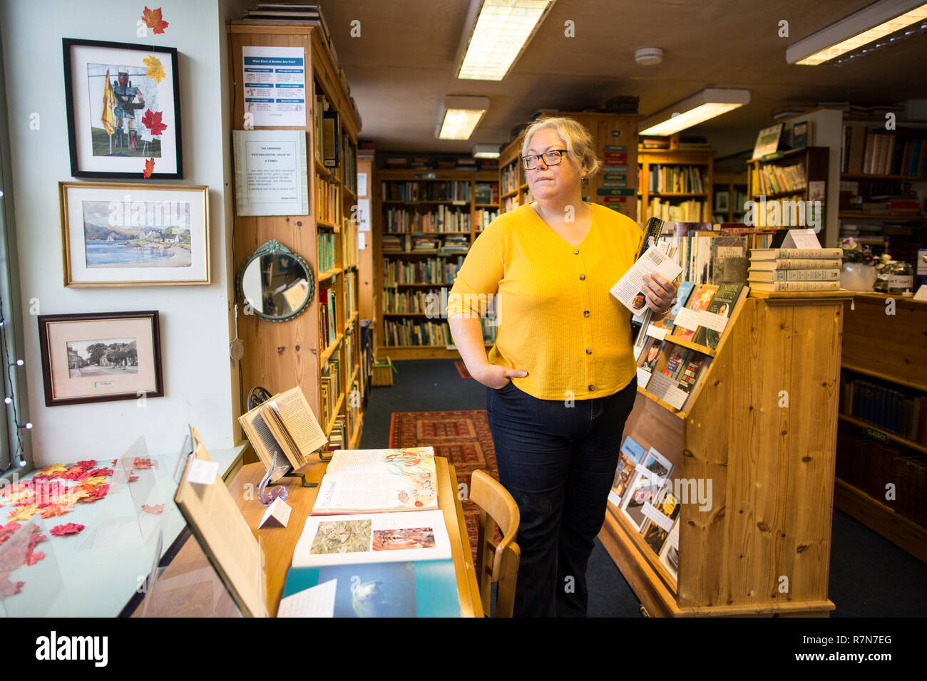 The open book wigtown hi-res stock photography and images - Alamy