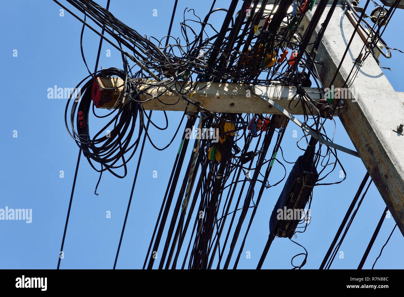 Post tension cables hi-res stock photography and images - Alamy