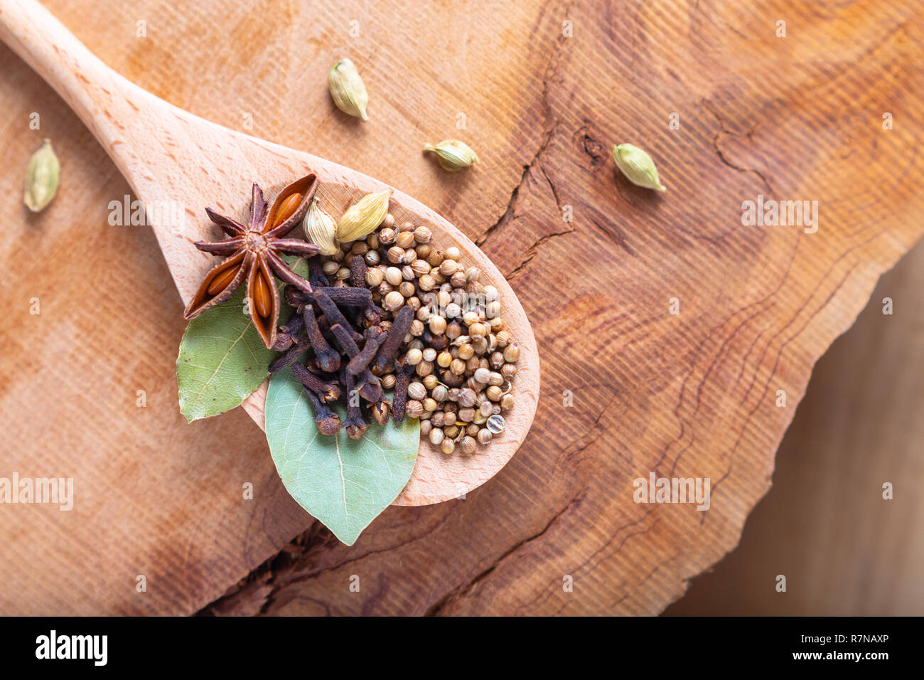 Exotic herbal Food concept Mix of the organic Spices cardamom pods, bay ...