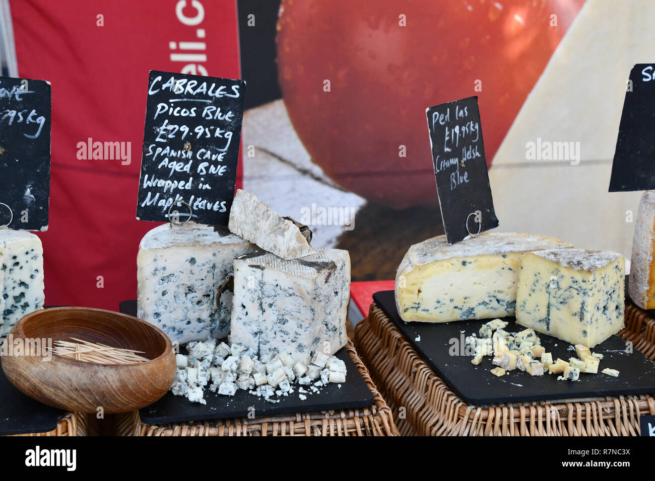 Free food samples hi-res stock photography and images - Alamy