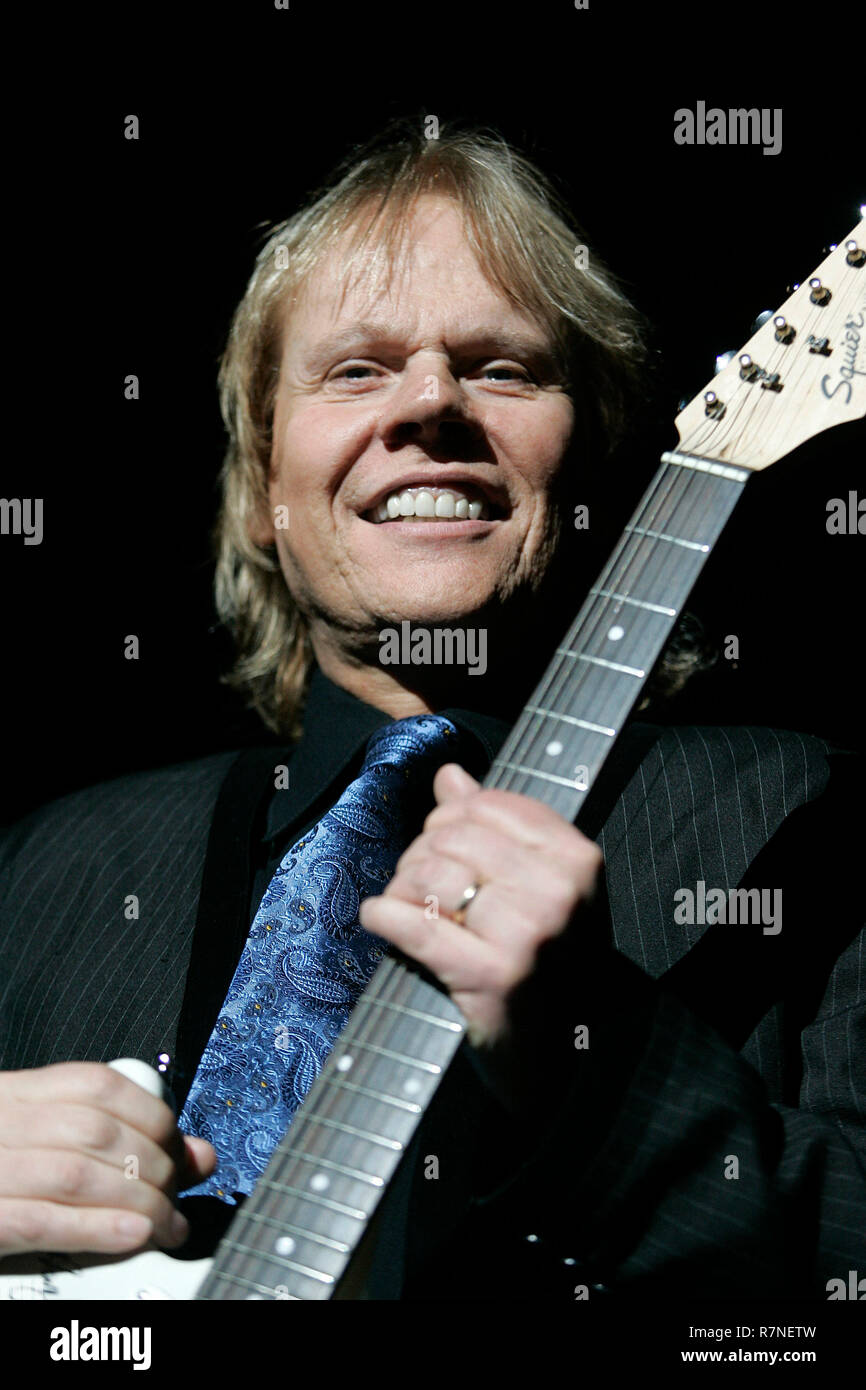 James young of styx hi-res stock photography and images - Alamy