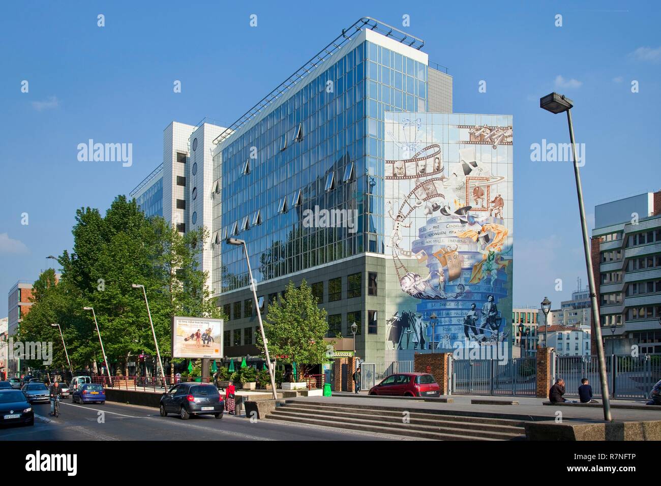 France, Seine Saint Denis, Montreuil, Rue de Paris Stock Photo - Alamy