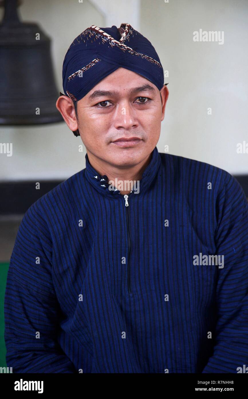 Indonesia, Java, Yogyakarta, Guard of the kraton, the ancient royal ...