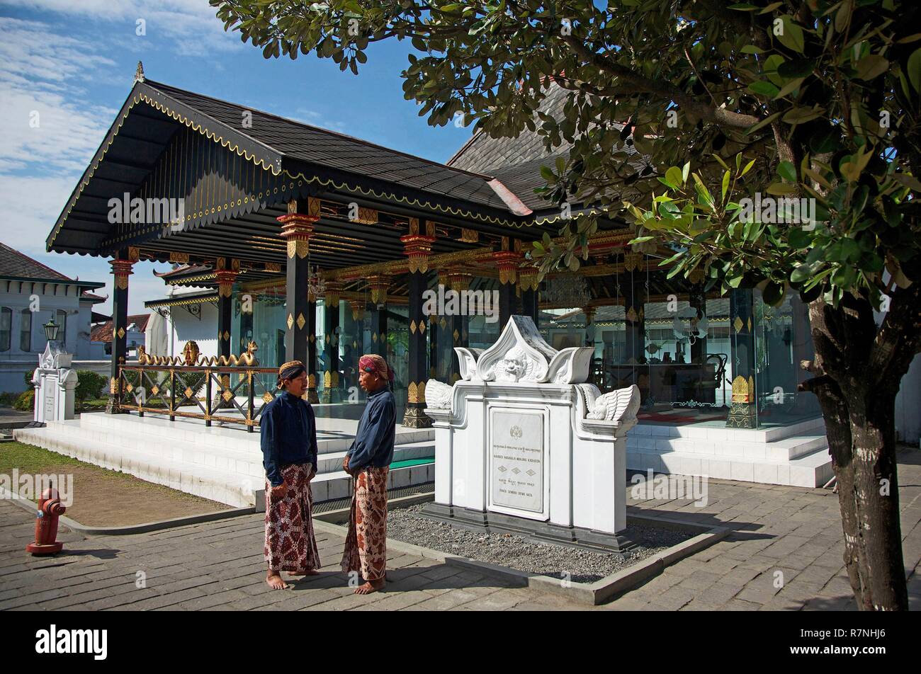 Indonesia, Java, Yogyakarta, Guards in traditional dress in front of a ...