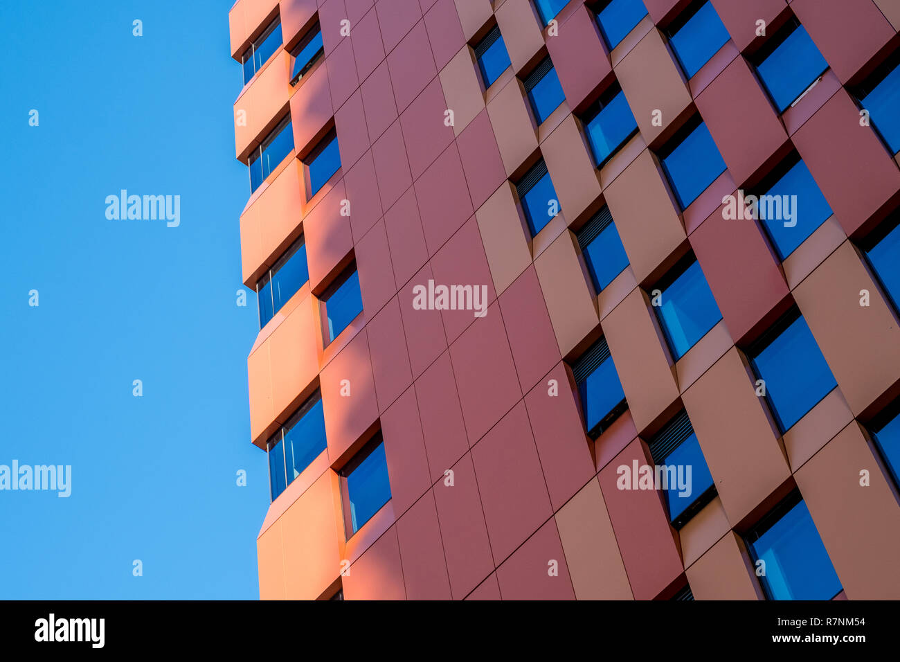 Hotel windows hi-res stock photography and images - Alamy