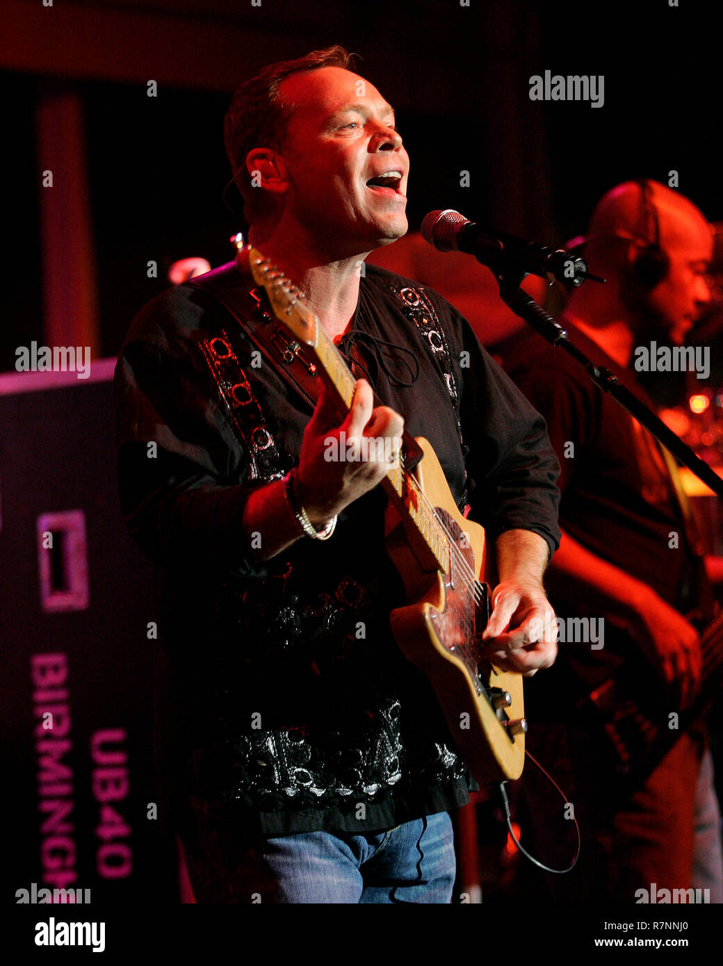 Ali campbell ub40 concert hi-res stock photography and images - Alamy