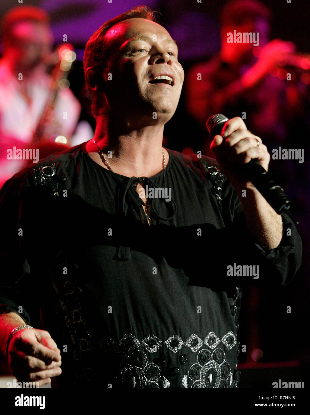 Ali campbell ub40 concert hi-res stock photography and images - Alamy