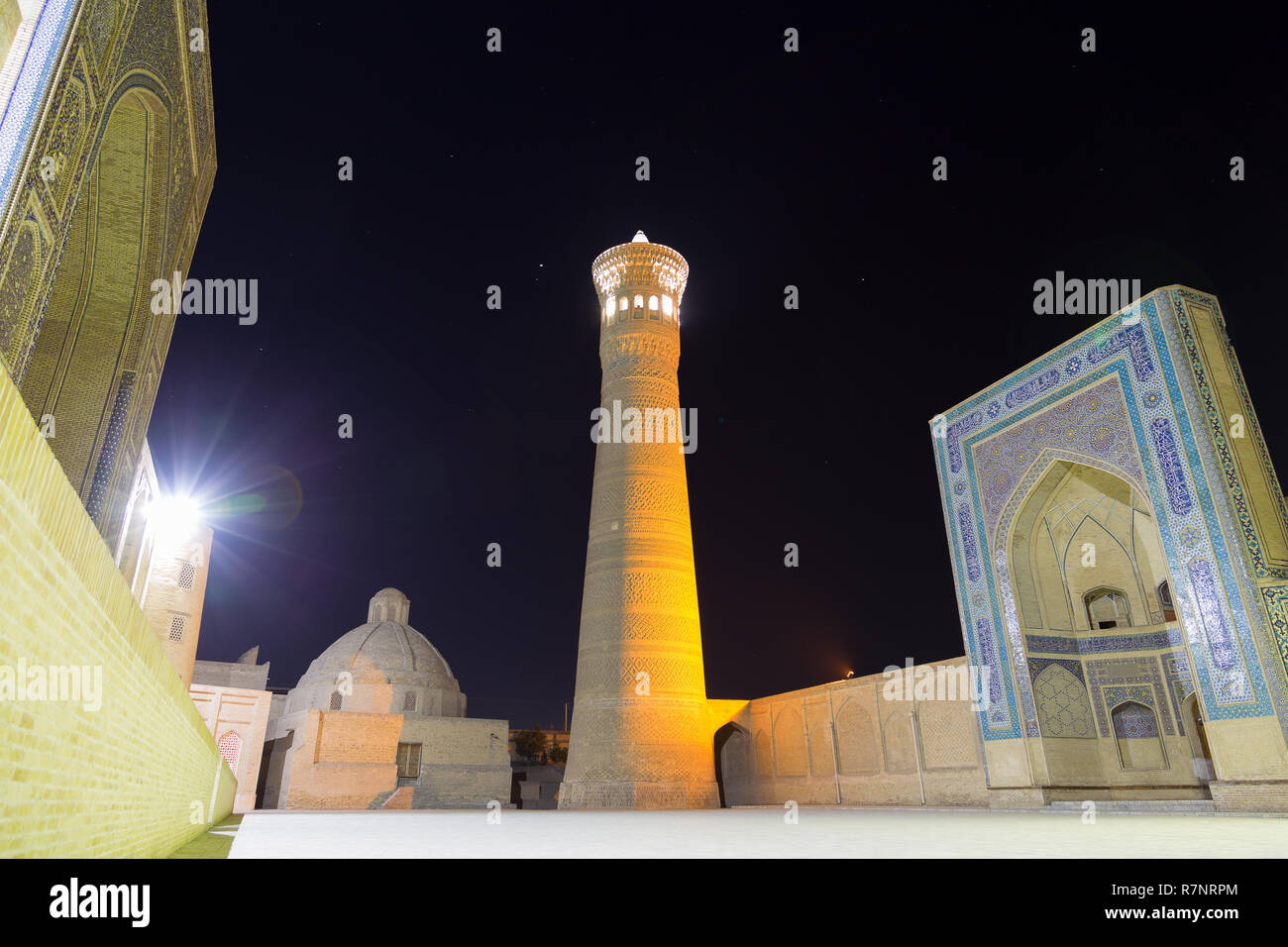 Kalyan minaret and the wall hi-res stock photography and images - Alamy