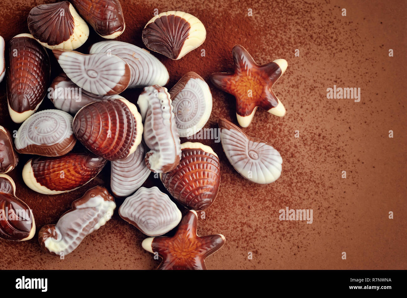 Belgian chocolate shells hi-res stock photography and images - Alamy