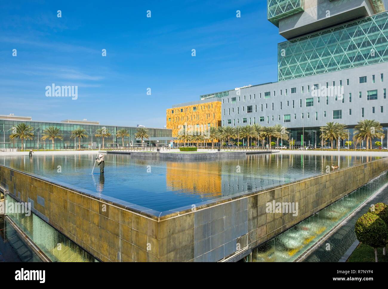 Abu dhabi cleveland clinic hi-res stock photography and images - Alamy