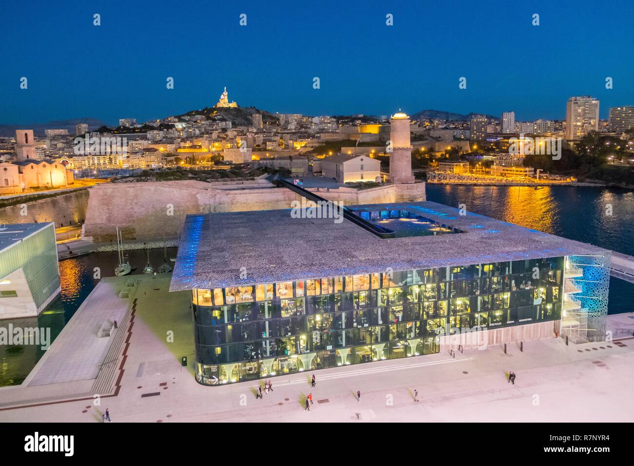 Carta de hi-res stock photography and images - Alamy