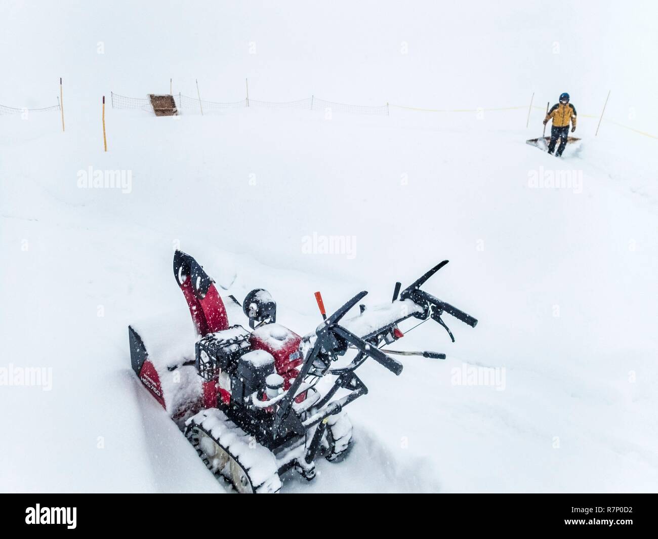 Scuba dives hi-res stock photography and images - Alamy