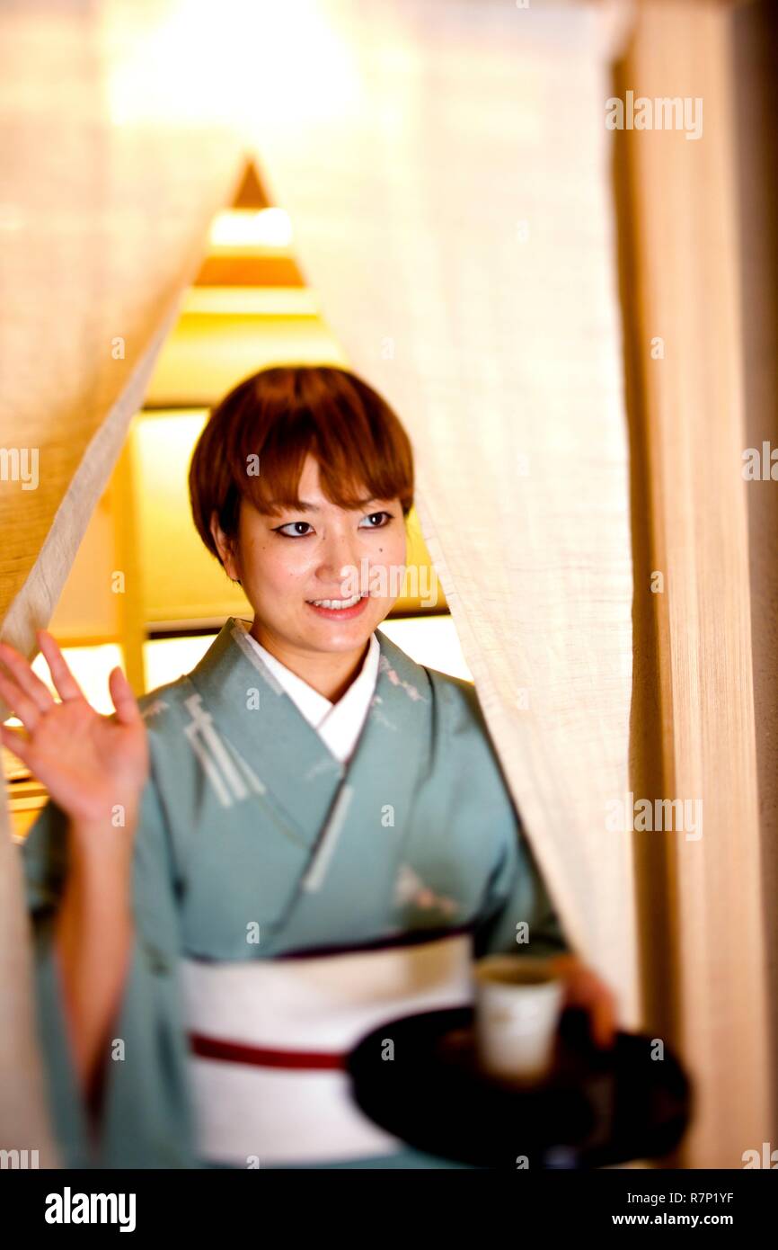 Paris traditional dress hi-res stock photography and images - Alamy