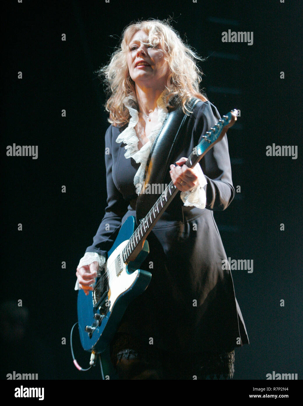 Nancy wilson heart hi-res stock photography and images - Alamy