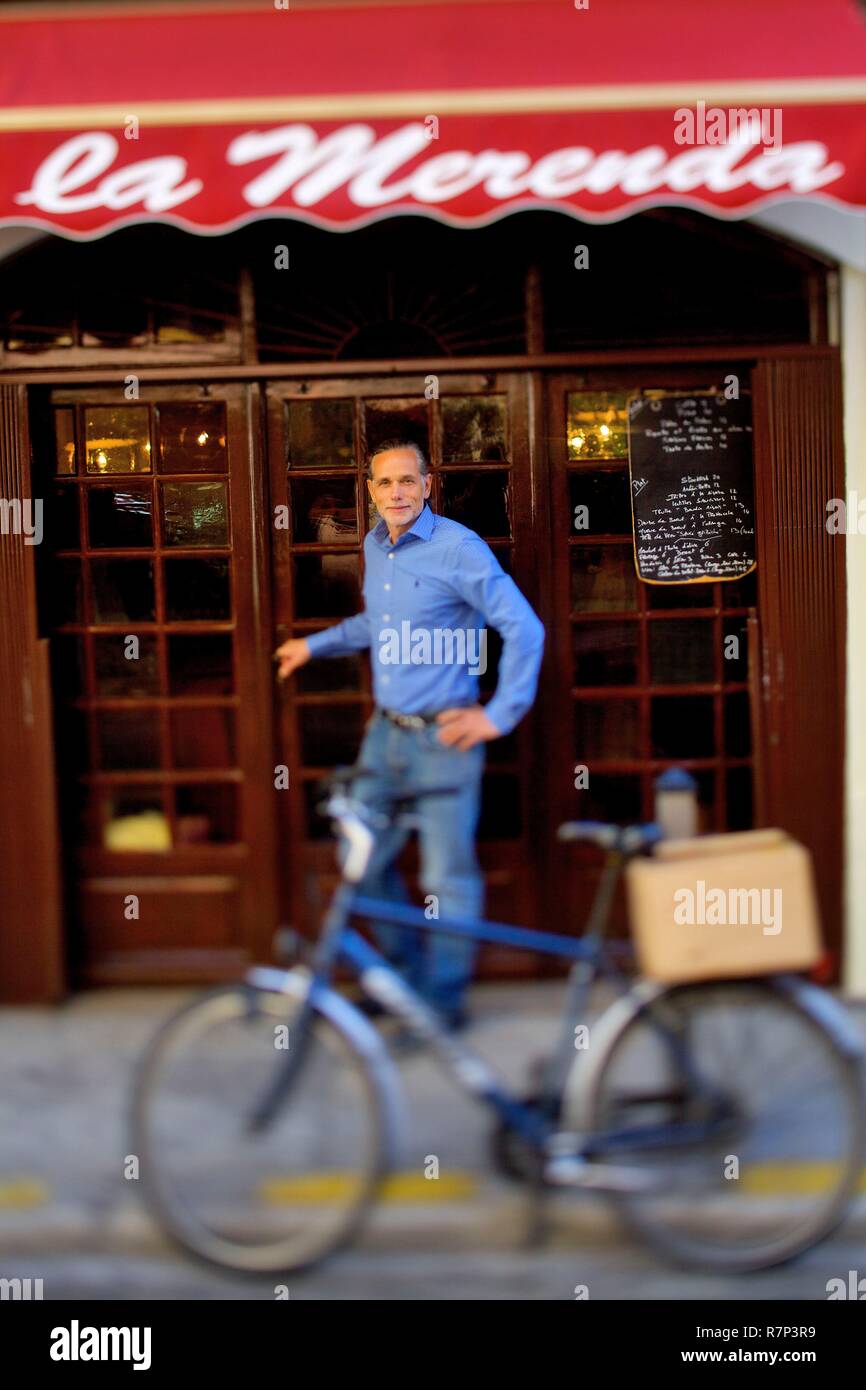 Meranda hi-res stock photography and images - Alamy