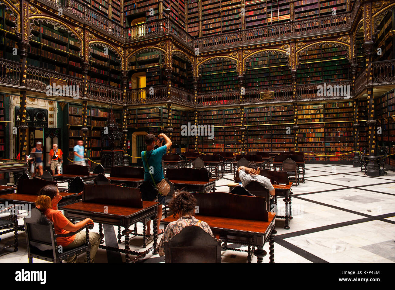 Portuguese Reading Cabinet of Rio de Janeiro, one of the most beautiful ...