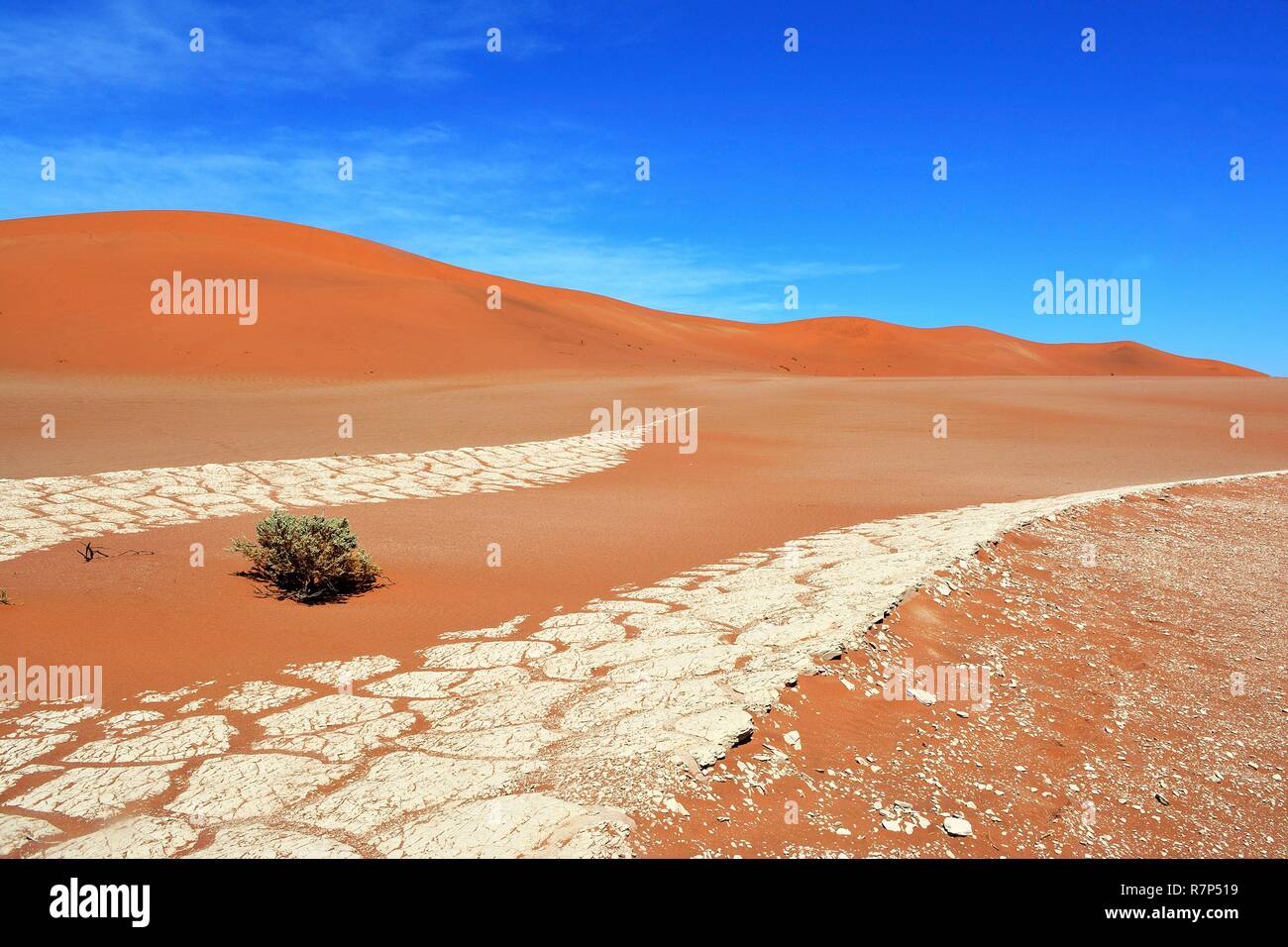 Clay africa hi-res stock photography and images - Alamy