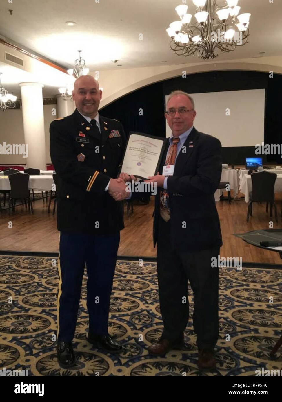 4th expeditionary sustainment command hi-res stock photography and ...