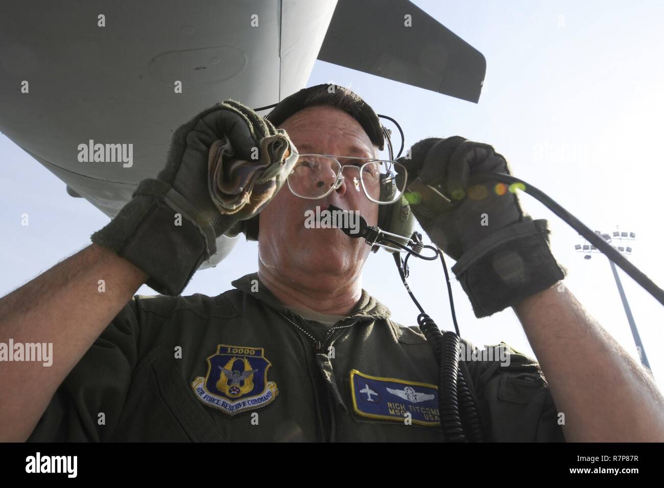 Air Force Reserve Master Sgt. Richard Titcomb, 339th Flight Test ...