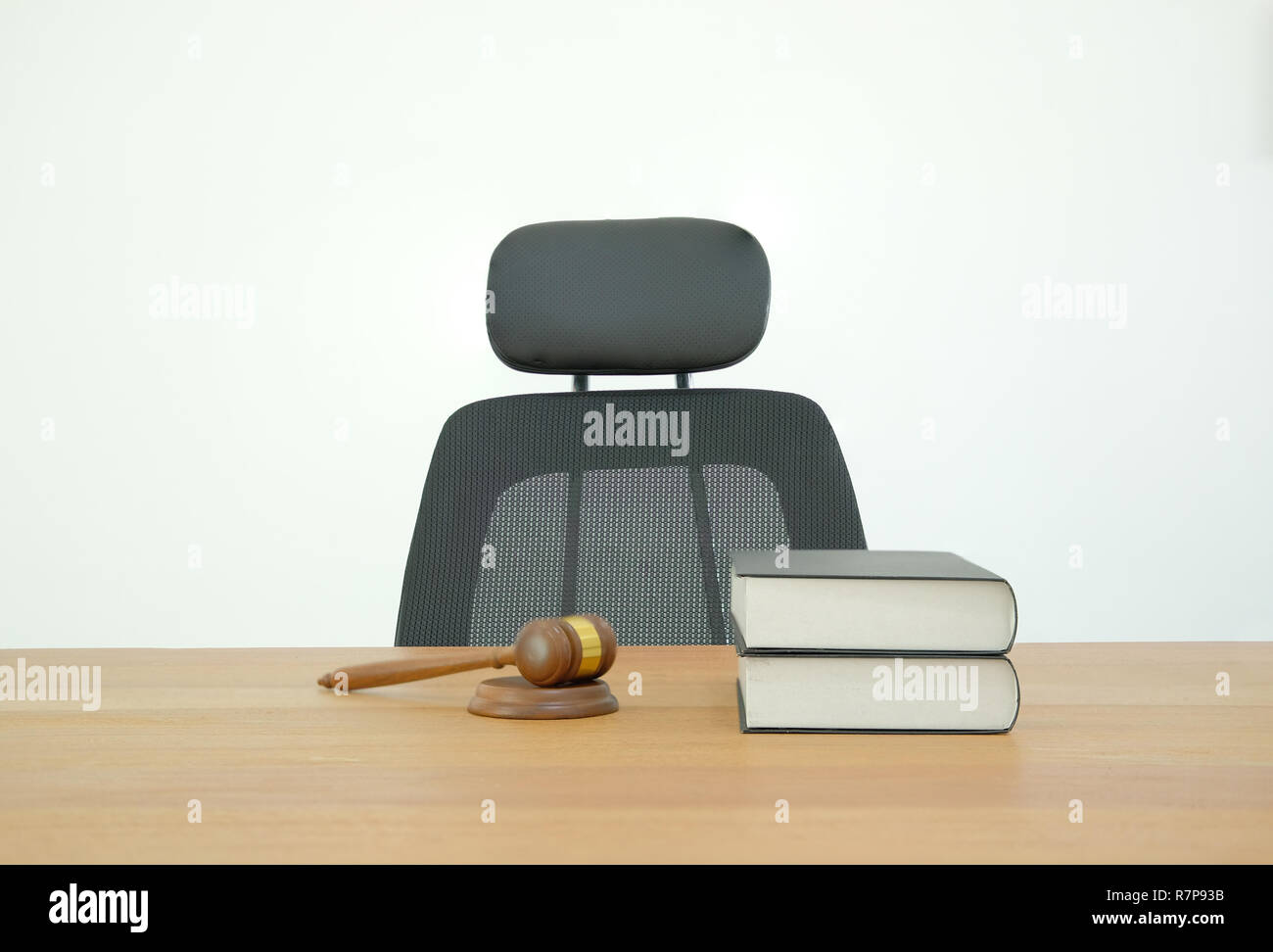 Lawyer office chair hi-res stock photography and images - Alamy