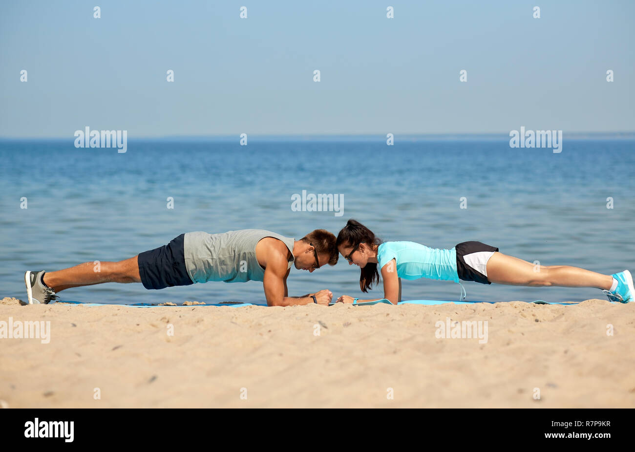 Summer plank hi-res stock photography and images - Alamy