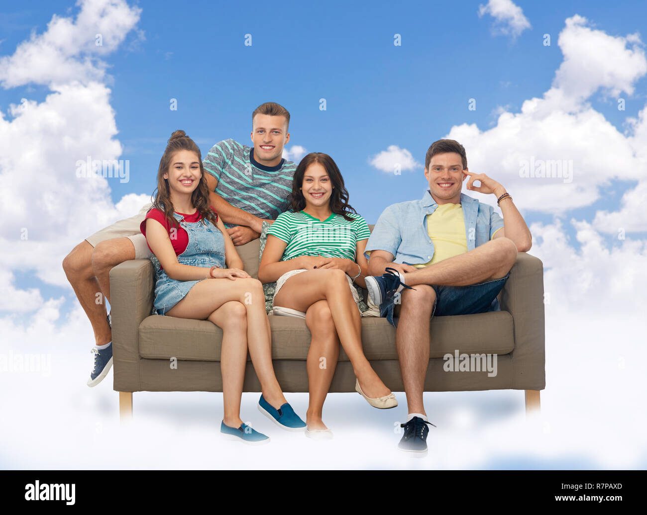 Friends sofa hi-res stock photography and images - Alamy