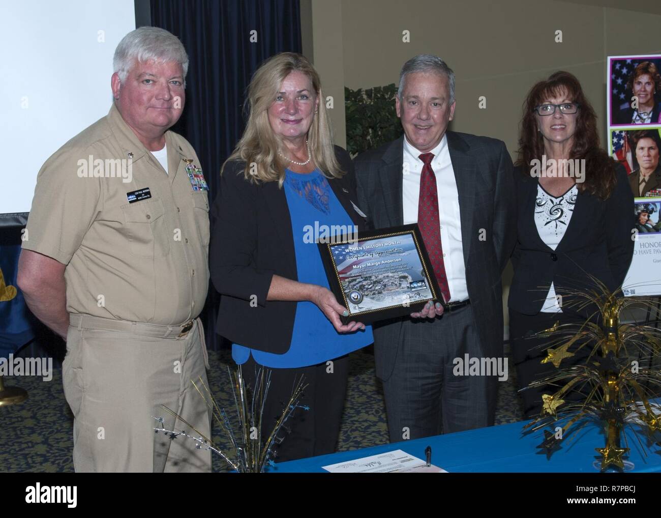 Grant a certificate to hi-res stock photography and images - Alamy