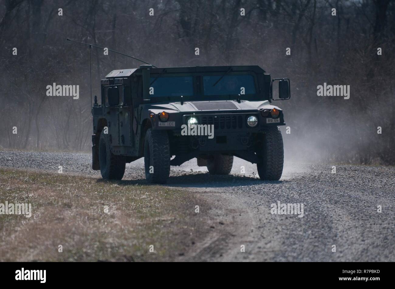 A US Army Reserve Soldier with HHC 416th Theater Engineer Command ...